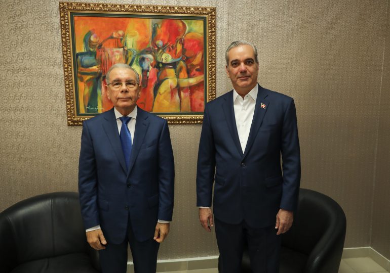 Abinader meets with former President Danilo Medina to address Haitian crisis